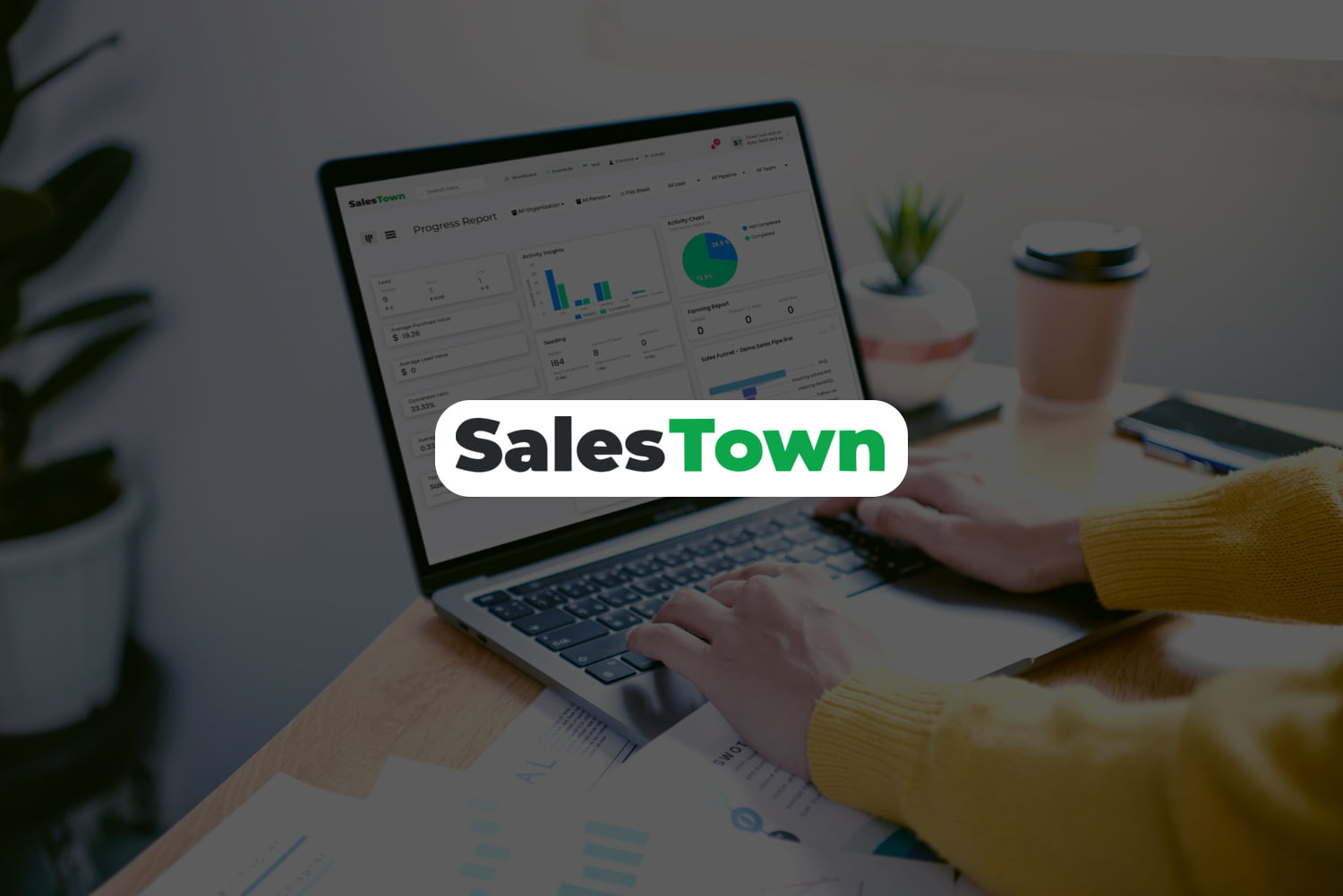 CRM Software – Manage Customer Relationships Easily